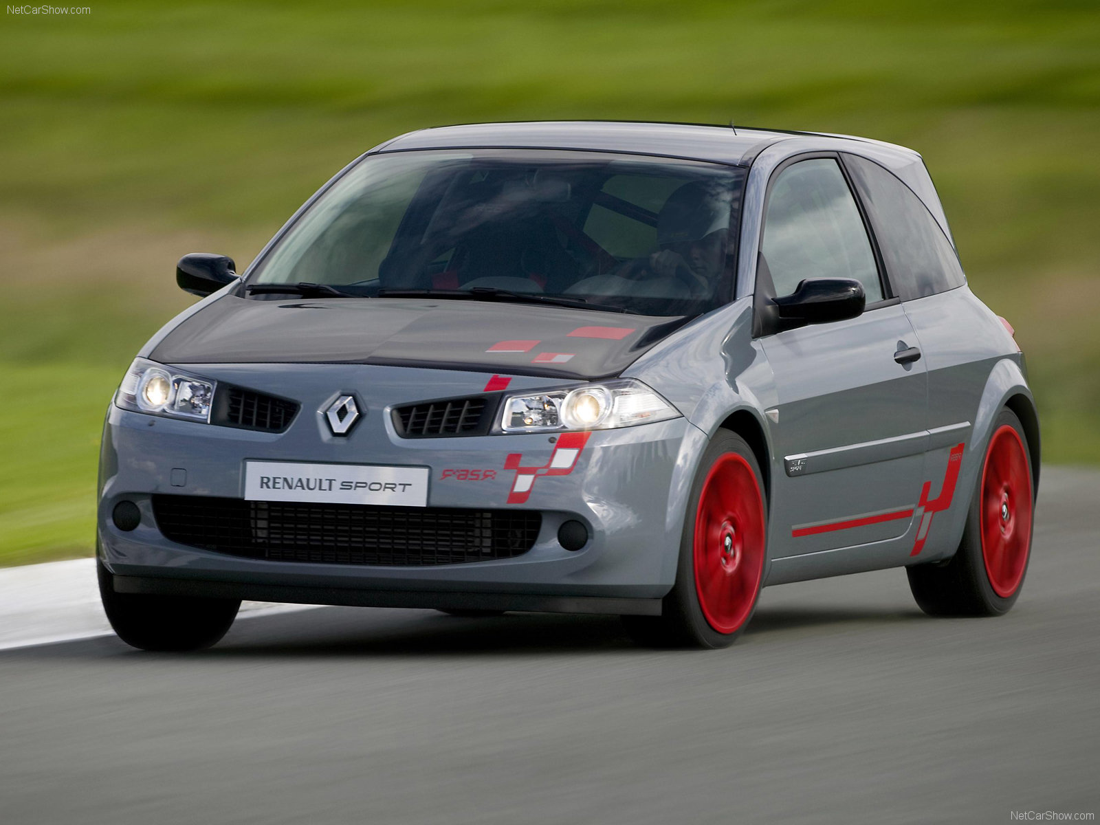 Renault Mégane R.S (2004-2008) : que vaut-elle sur le marché de l ...