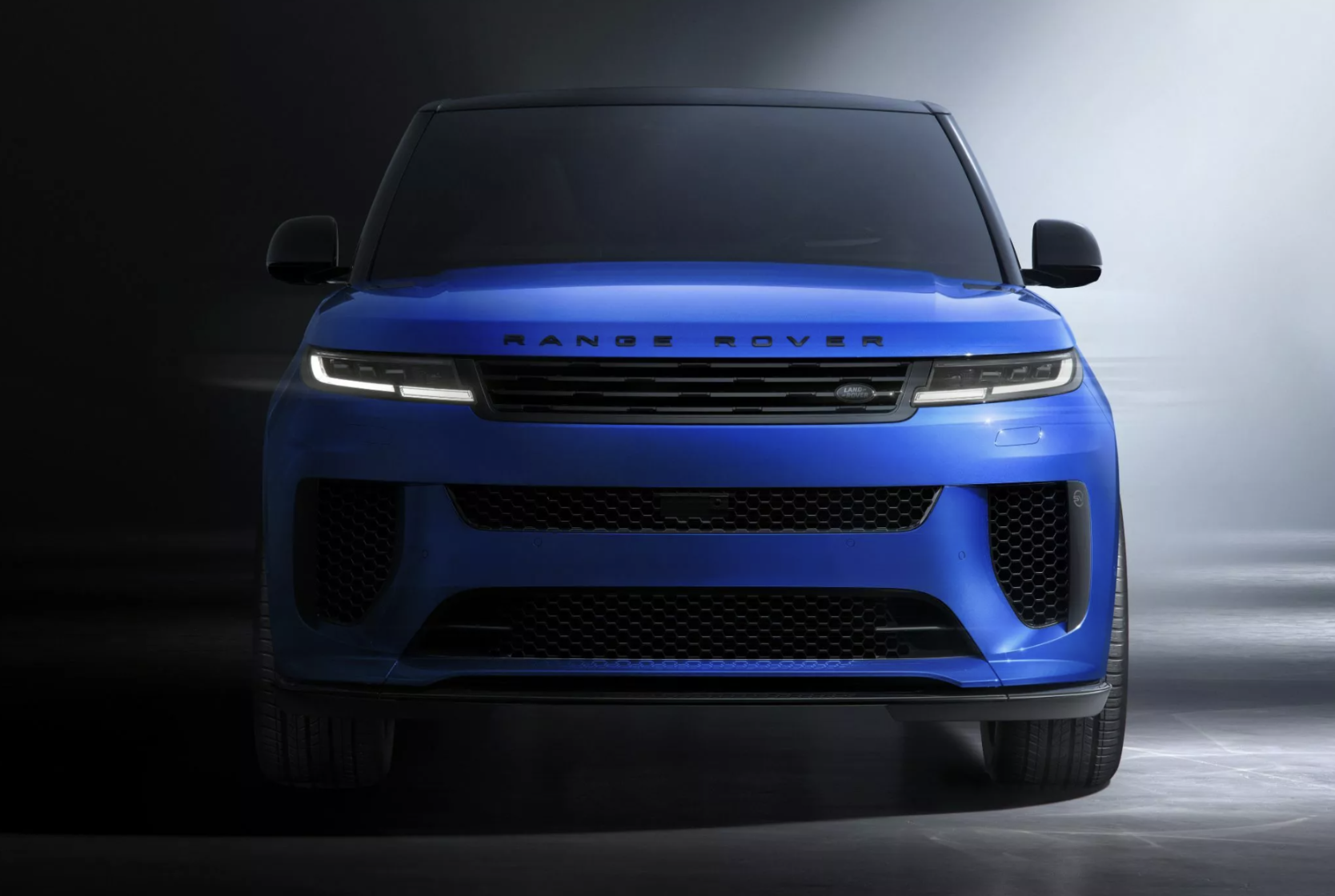 Range Rover Sport SV Ultimate : un hommage au premier SVR